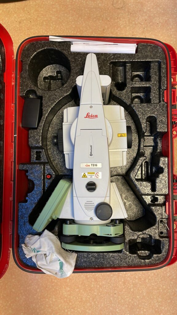Station totale robotisée - Leica Geosystems - TS16 - e-prisme